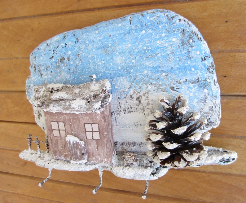 Christmas House Key Rack, Driftwood Winter House Key Holder, Winter ...