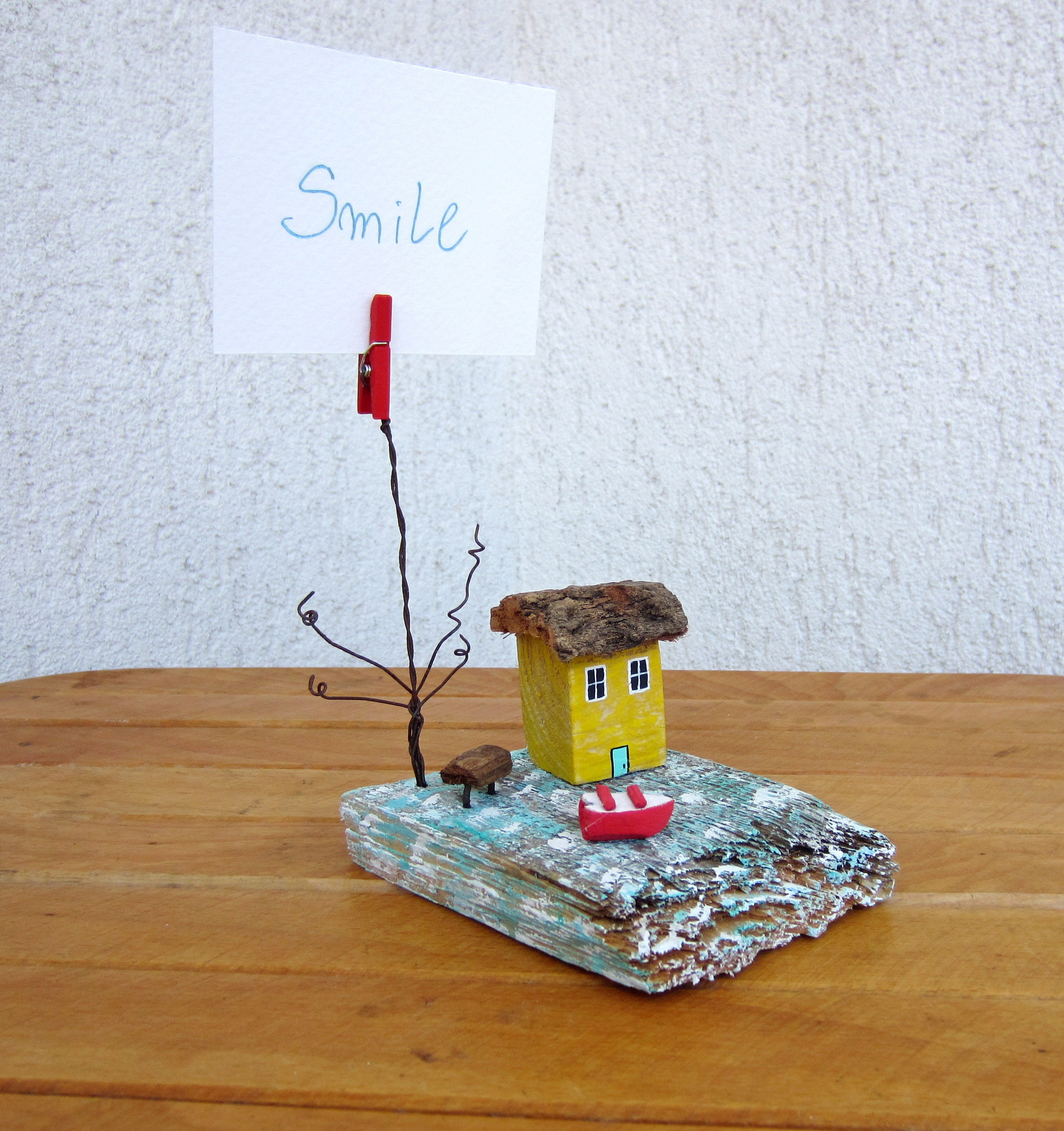 Note Holder With A Small House, Photo Holder With Red Boat, Wire Note ...