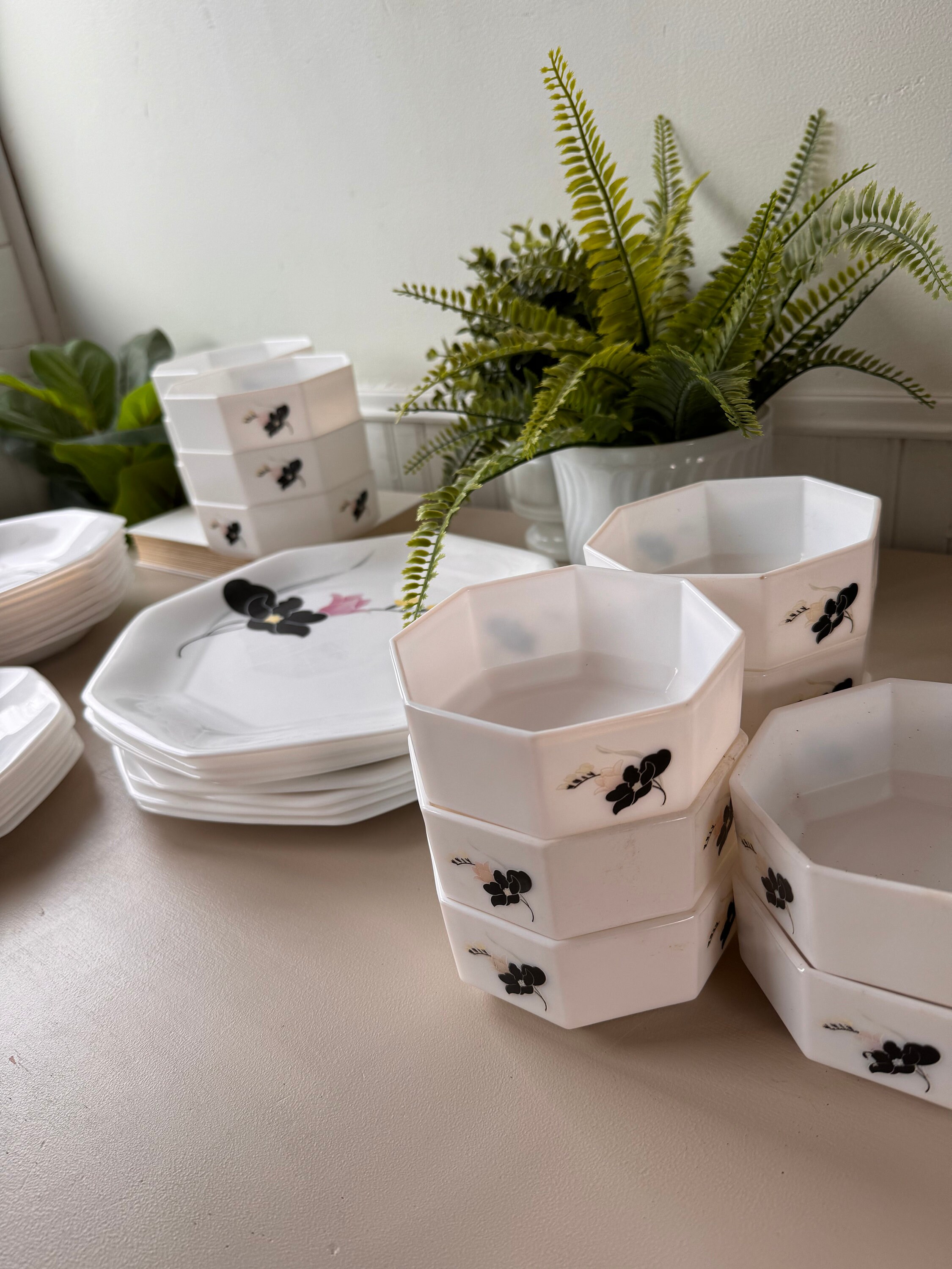 Vintage 1980s Arcopal Anais Octagon Dish Set of 37, Made in France ...