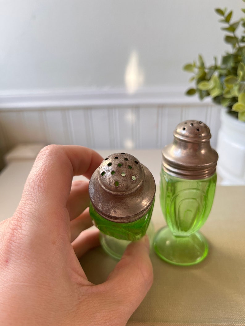 Vintage 1930s Depression Vaseline Glass Salt Pepper Shakers Hazel Atlas ...