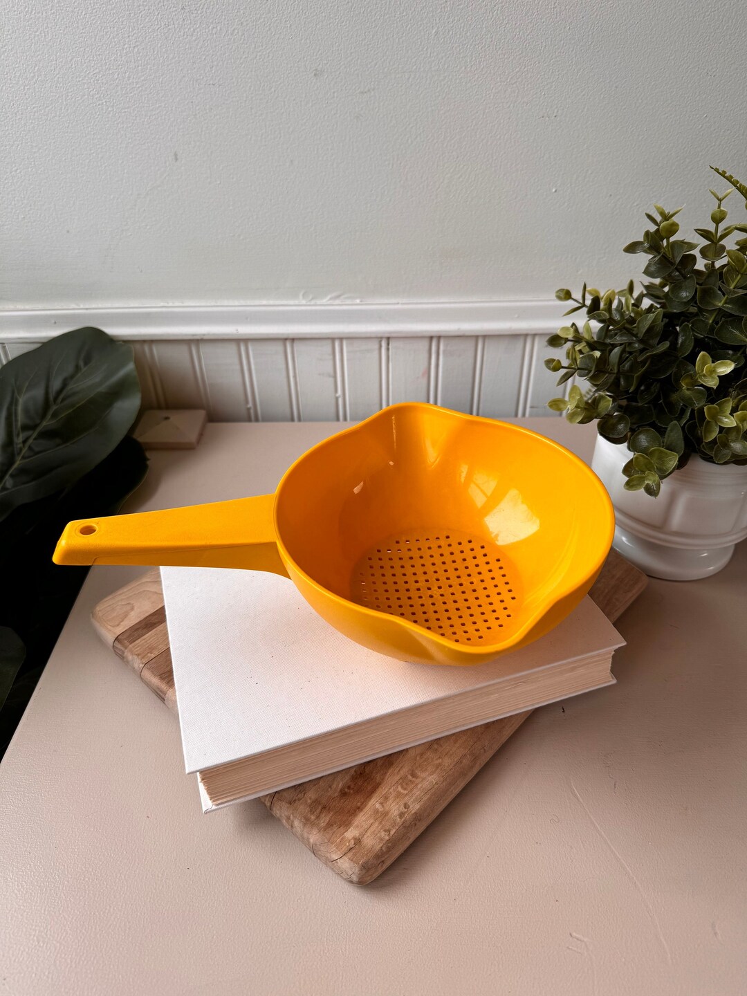 Vintage 1970s Tupperware Yellow Strainer, 2 Quart Colander, Retro ...