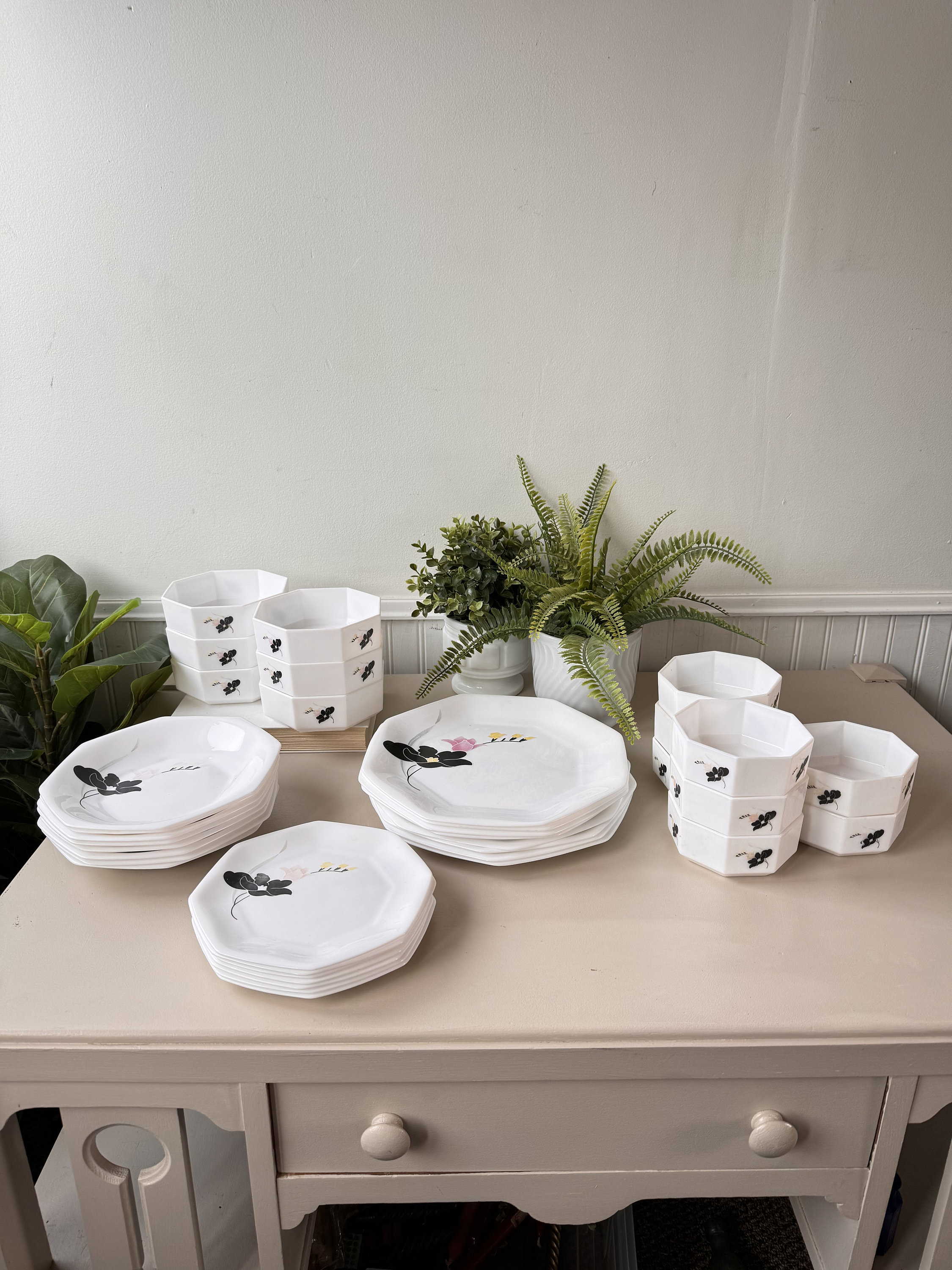 Vintage 1980s Arcopal Anais Octagon Dish Set of 37, Made in France ...