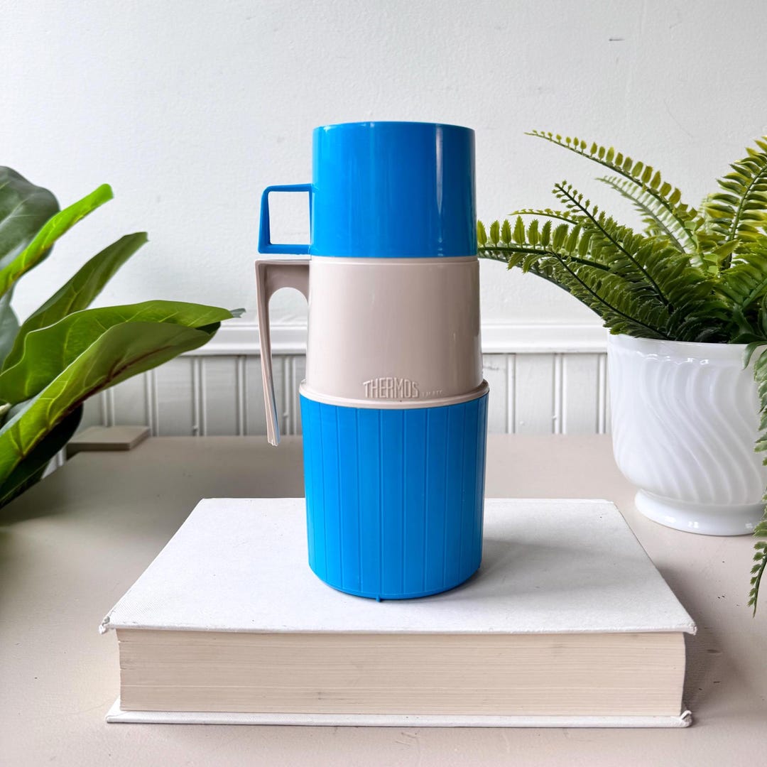 Vintage 1970s Thermos Model P-10, Blue & Beige Plastic Insulated Drink ...
