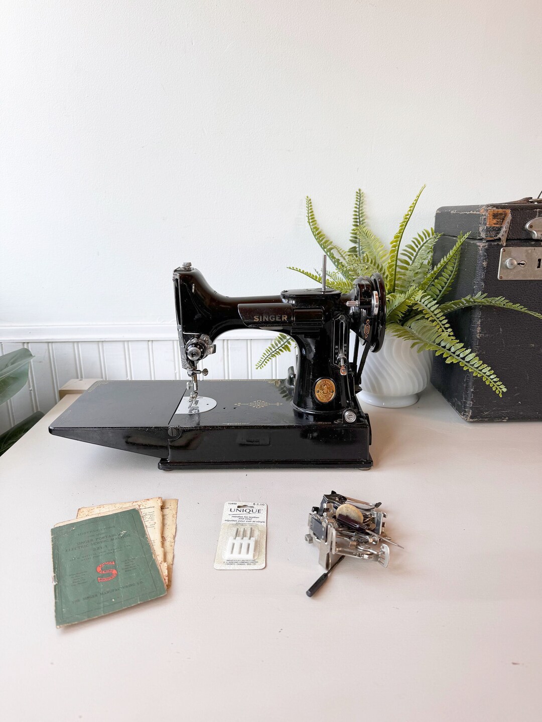 Vintage 1945 Singer Featherweight 221-1 Portable Electric Sewing ...