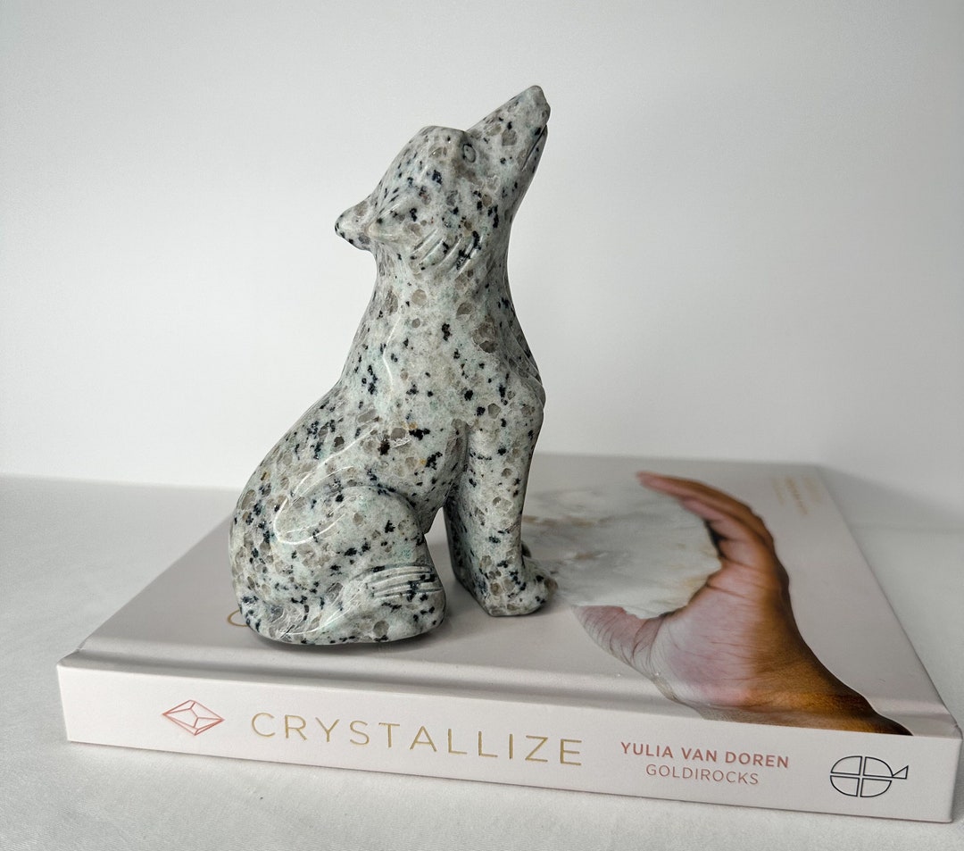 Large Kiwi Jasper Wolf, Kiwi Jasper Wolf Carving, Crystal Wolf Carving ...