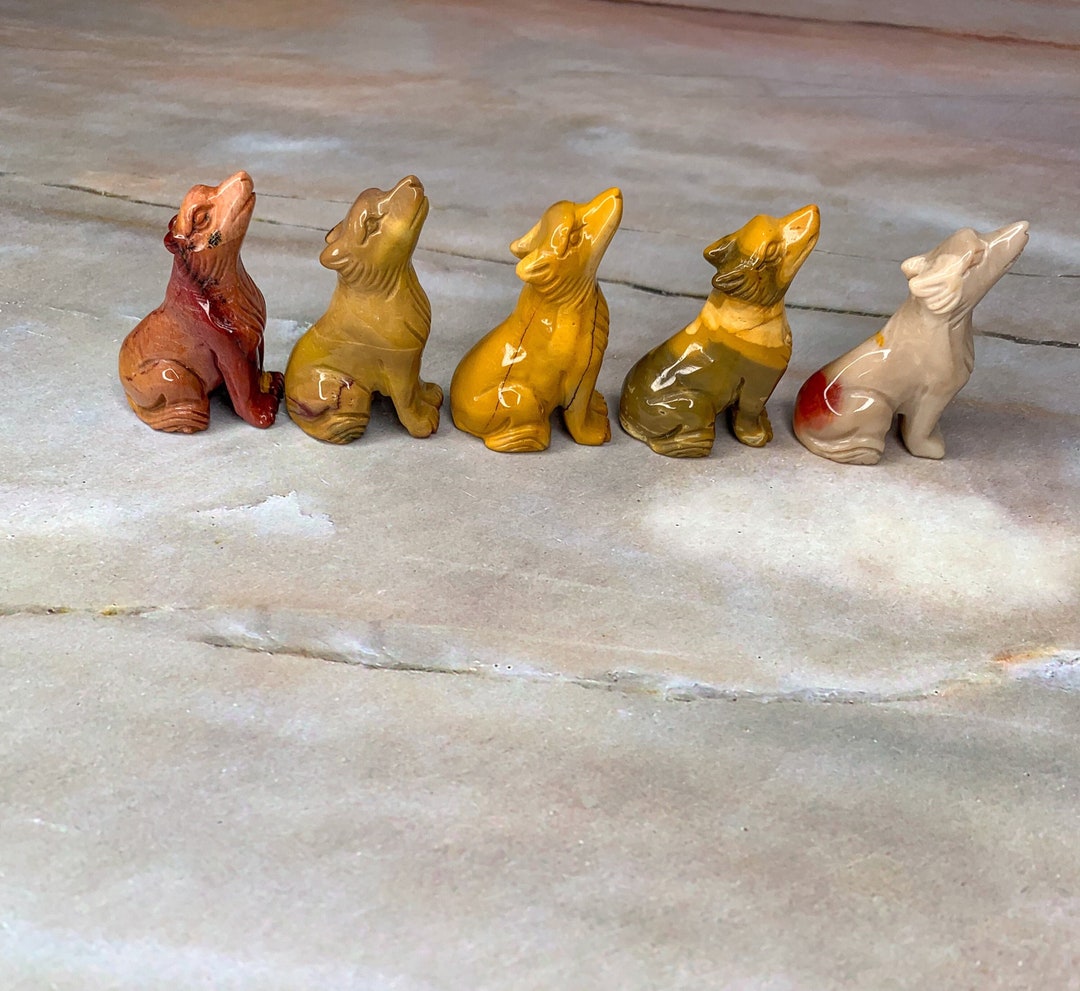 Mookaite Wolf, Mookaite Wolf Carving, Crystal Wolf Carving, Mookaite ...
