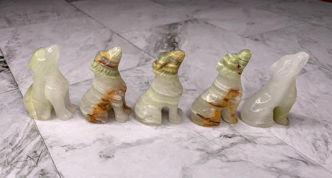 Green Onyx Wolf Carving, Spirit Animal, Crystal Figurine - Etsy