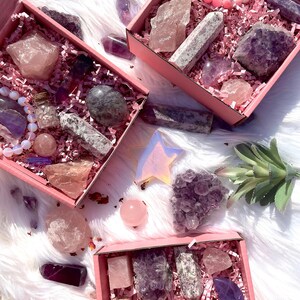 Mystery Pink & Purple Crystals Gift Box, Pastel Crystal Gift for Her ...
