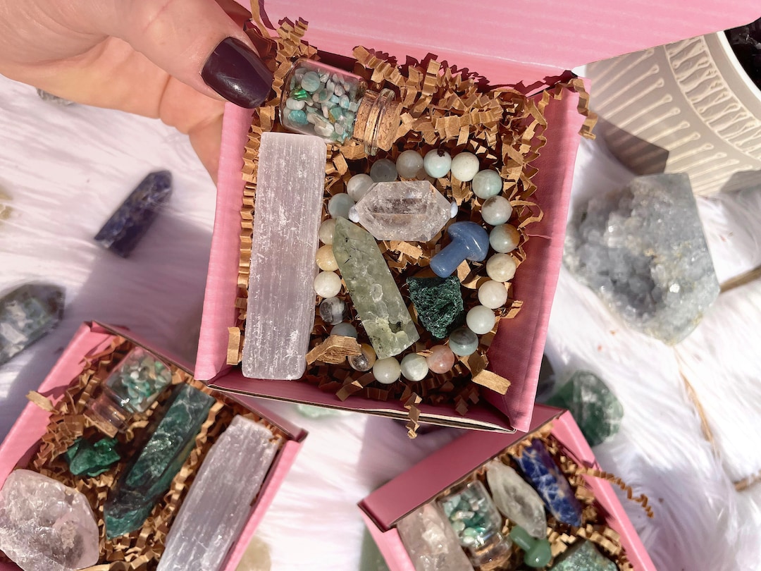 Mystery Blue & Green Crystals Gift Box, Heart Chakra Gift for Her ...