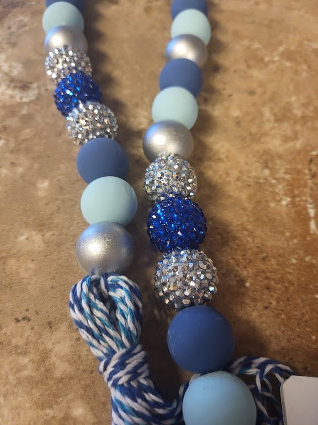 Dallas Mavs College or Pro Inspired Basketball Garland, Blue, Light ...