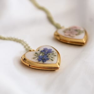 Custom Handwriting Engraved Wildflower Photo Locket Necklace | Resin ...