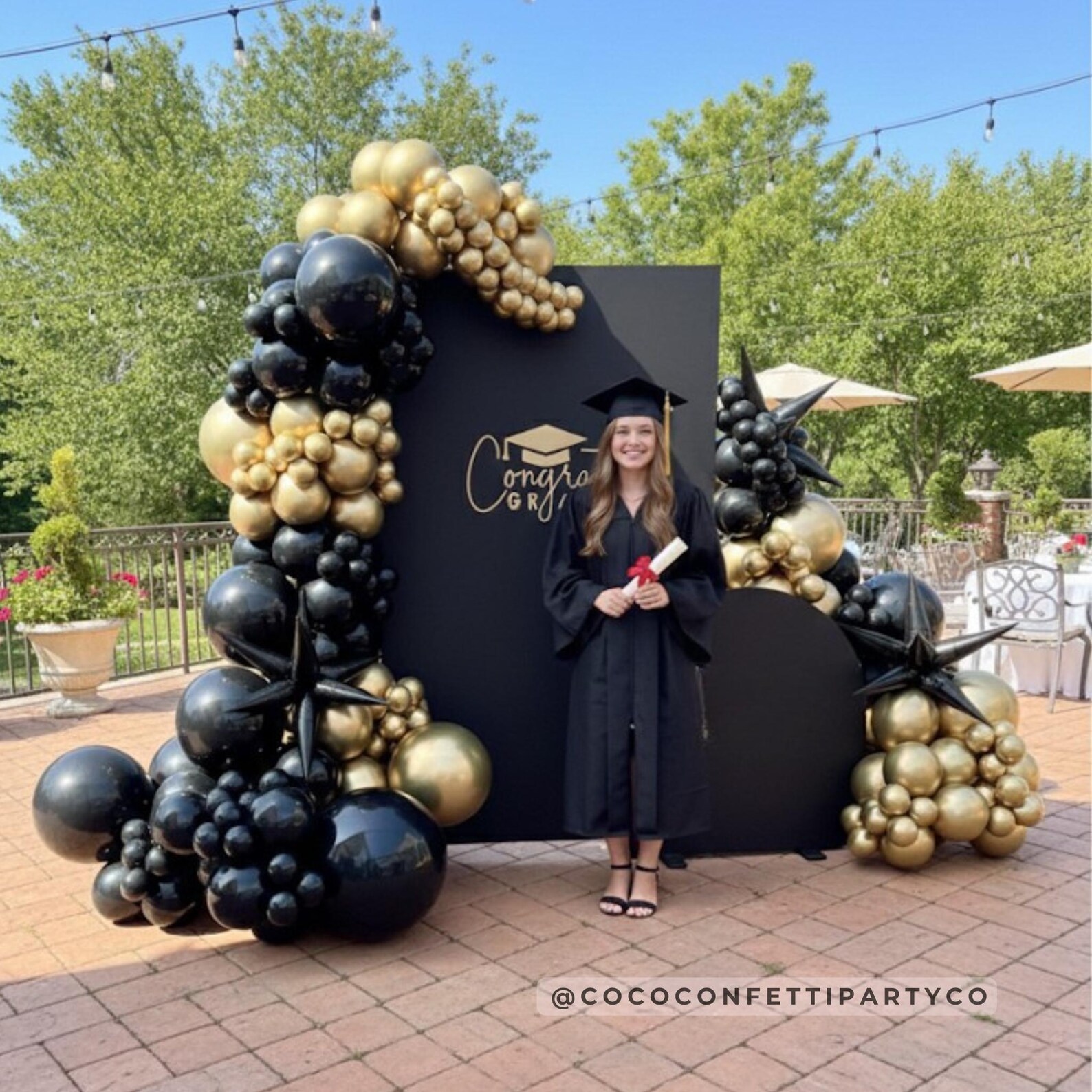 Black & Gold Graduation Balloon Garland Kit - Graduation Party ...