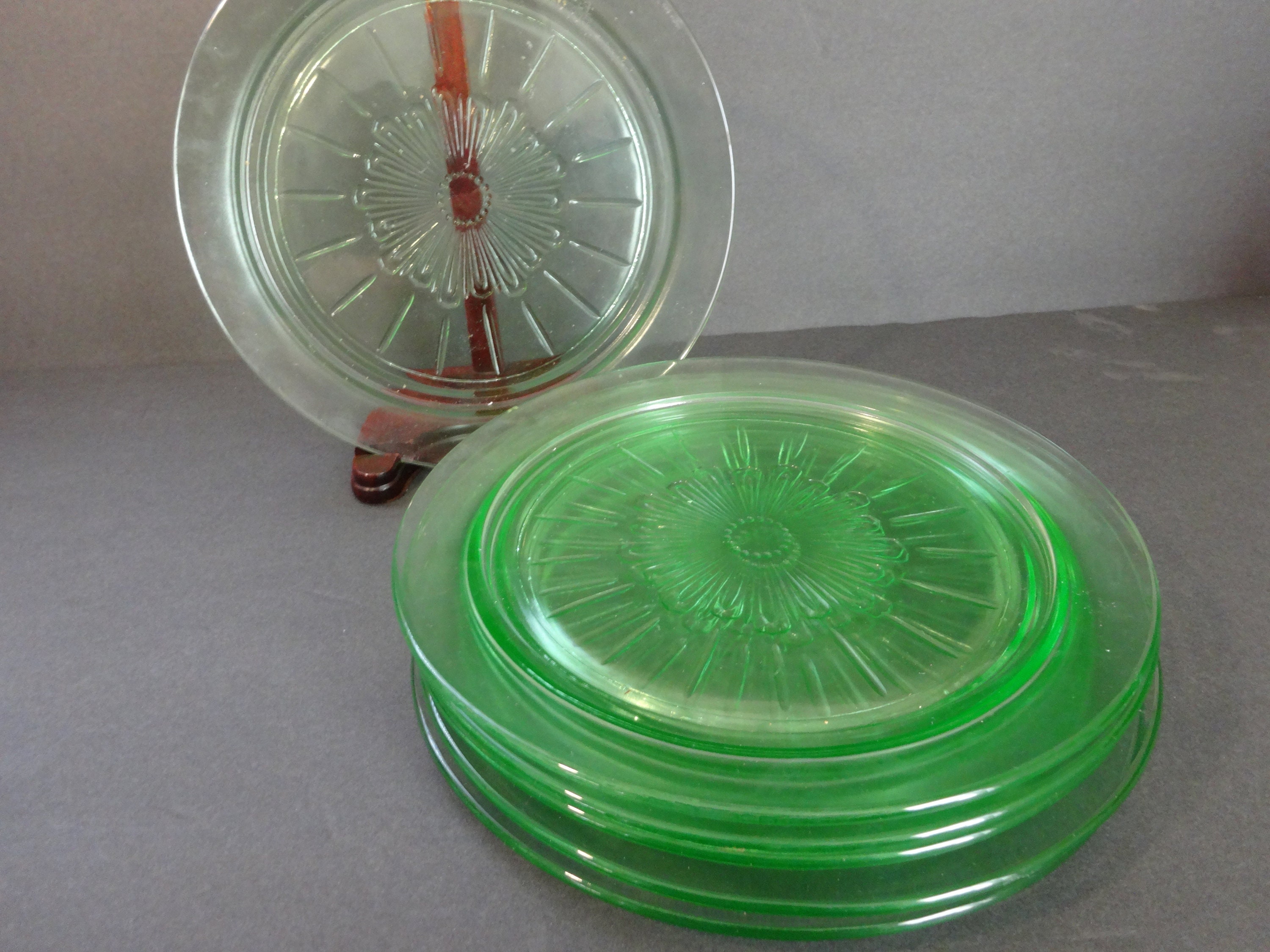 Vintage Six Green Uranium Glass 8" Luncheon Plates With a Flower Design ...
