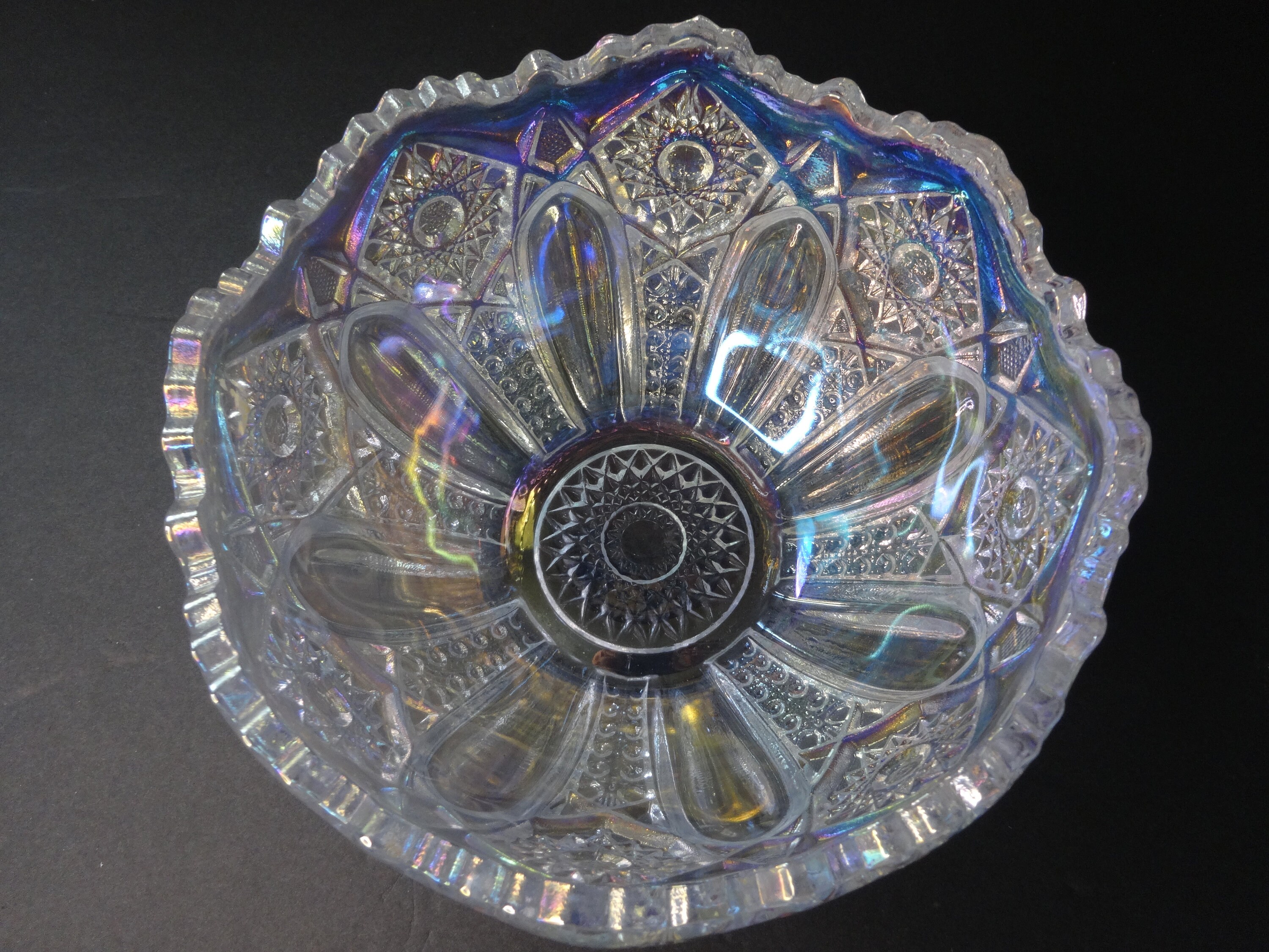 L.E. Smith Clear Glass Iridescent Quintec Pattern Bowl Centerpiece ...