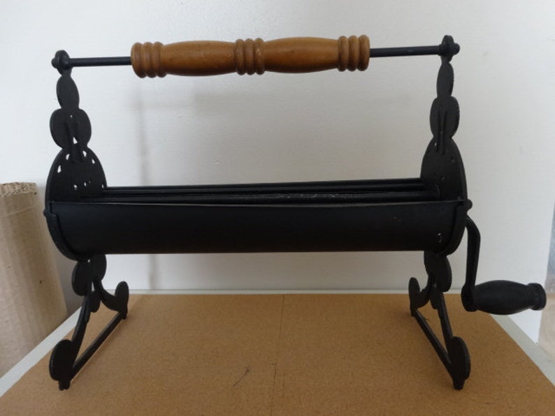 Vintage Cast Iron Newspaper Roller Stand With Wood Handle - Etsy