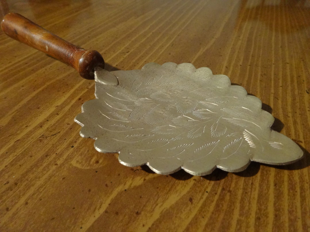 Vintage Ornate Etched Brass Footed Spoon Rest - Etsy