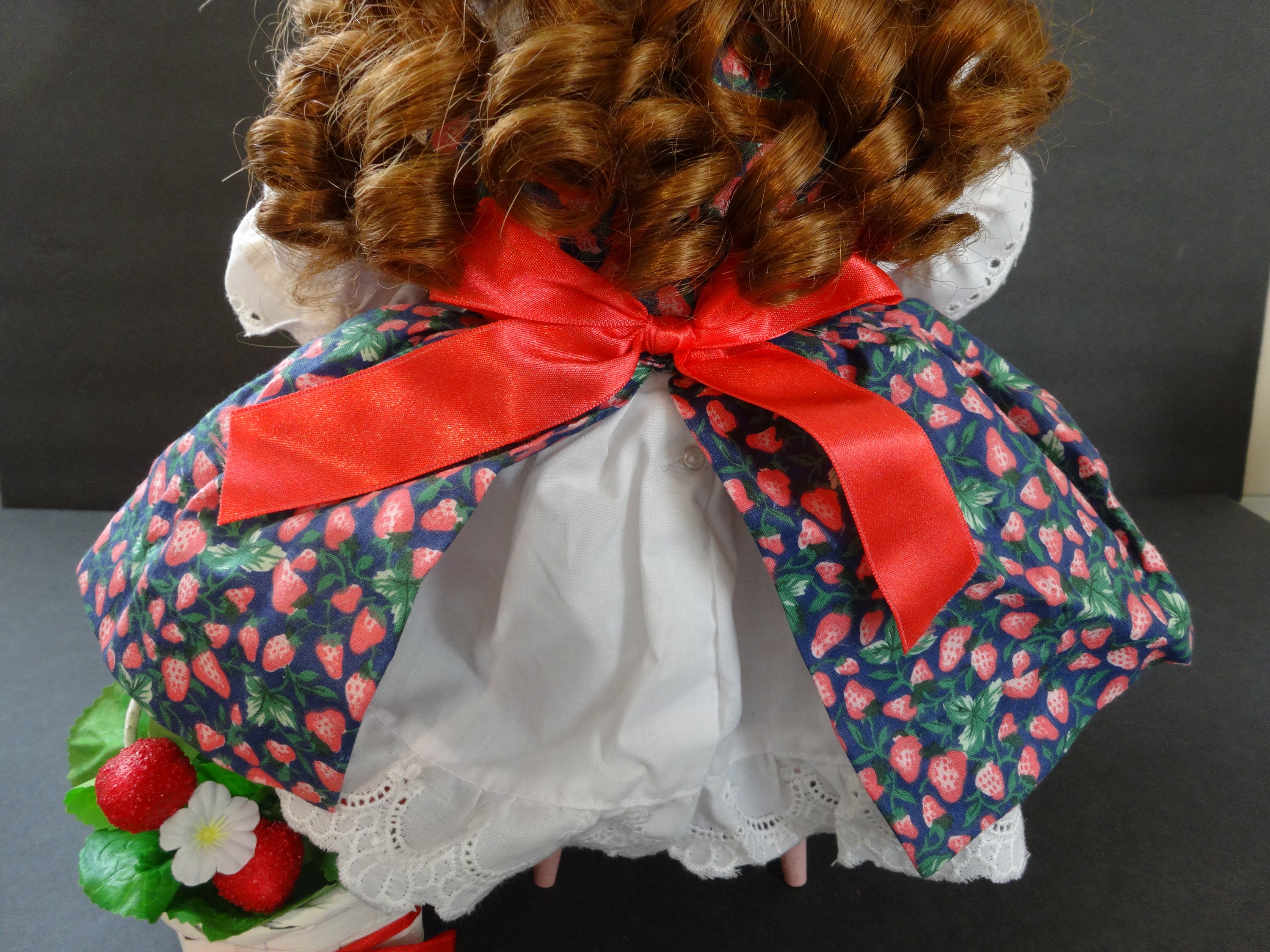 Anne Timmerman's 1993 "sweet Strawberry" Georgetown Portraits of ...