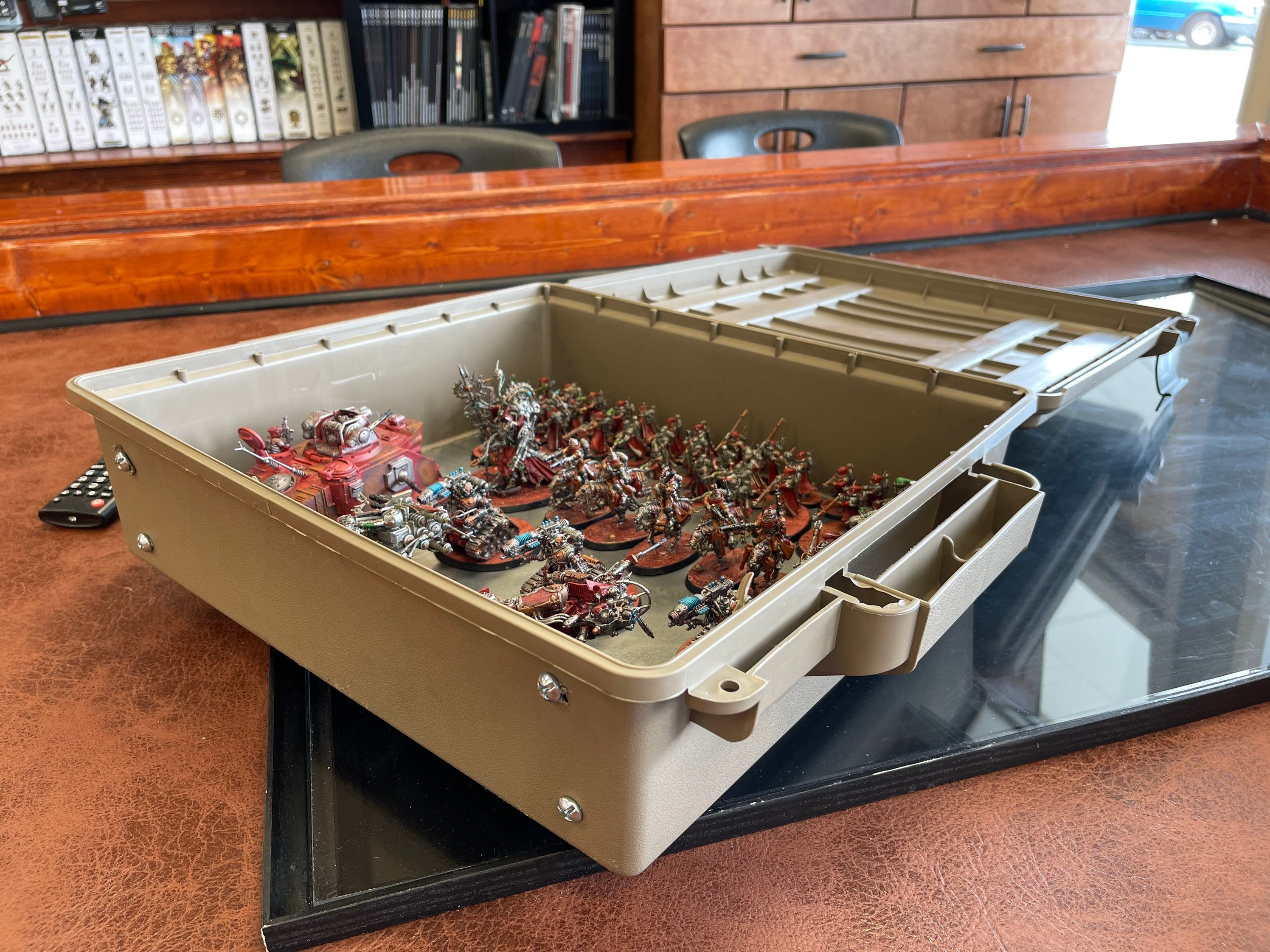 Warhammer 40k Modular Steel Cases for Magnetized Miniatures - Etsy