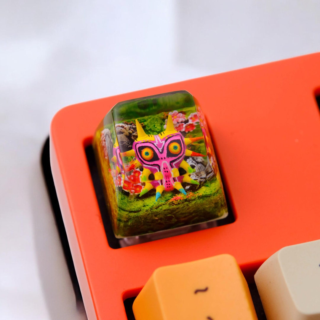 Custom Artisan Keycaps, Keycaps Anime Cute, Ma.joras Mask Keycaps Resin ...