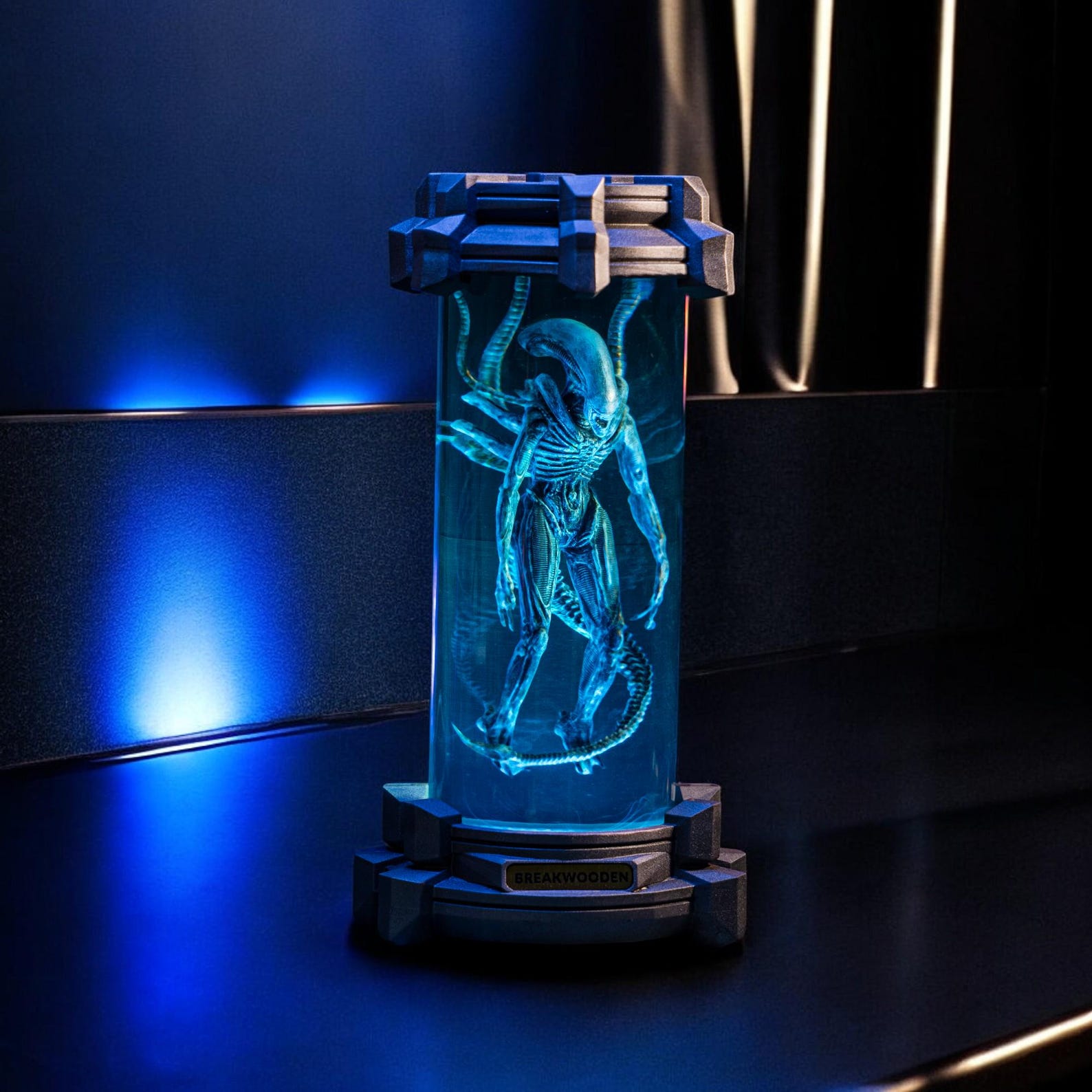 Xenomorph Resin Lamp: Custom Alien Epoxy Night Light - Etsy