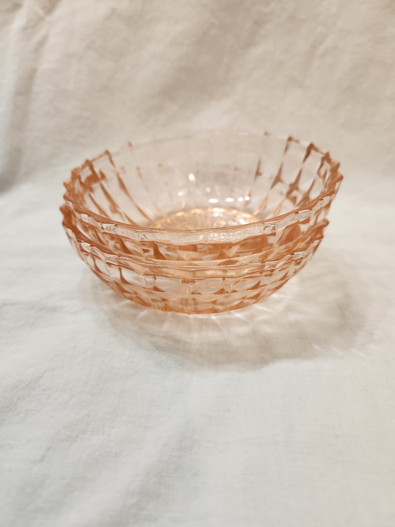 Windsor Diamond Pattern Pink Depression Glass Finger Bowls/ Berry Bowls ...
