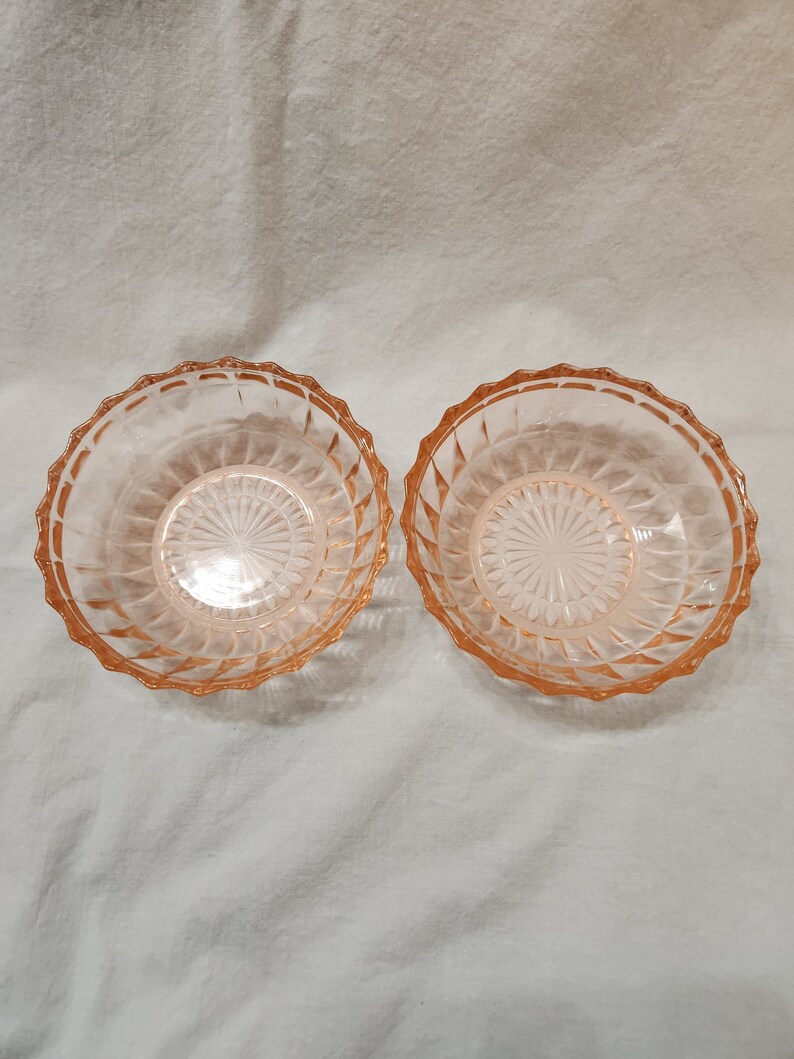 Windsor Diamond Pattern Pink Depression Glass Finger Bowls/ Berry Bowls ...