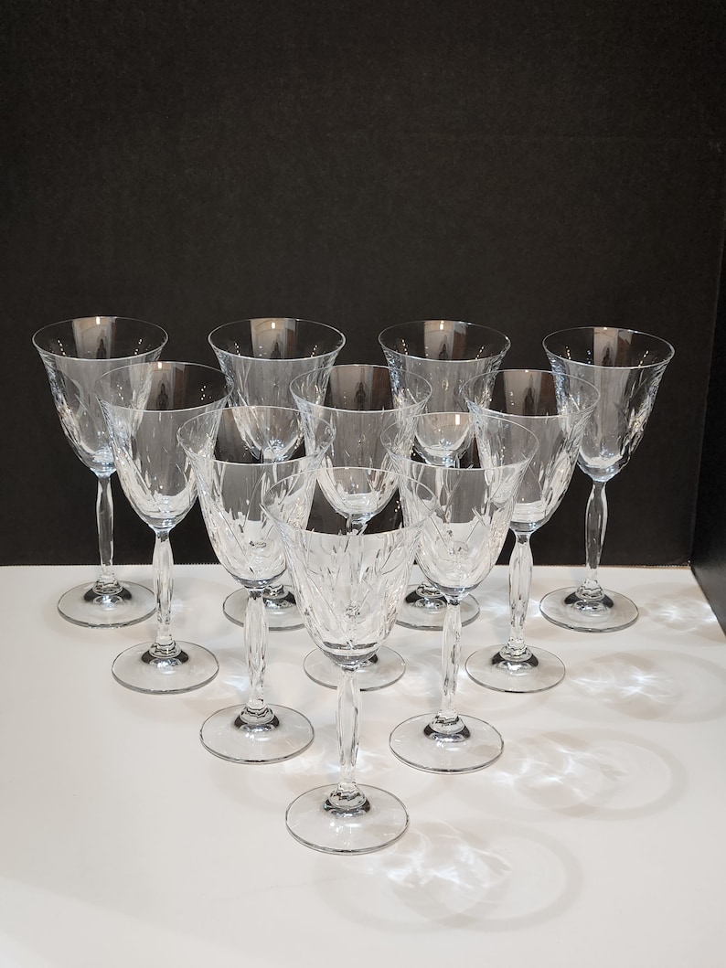 Mikasa Dune Grass Cut Pattern Crystal Wine Glasses Set of 10, 1980s ...
