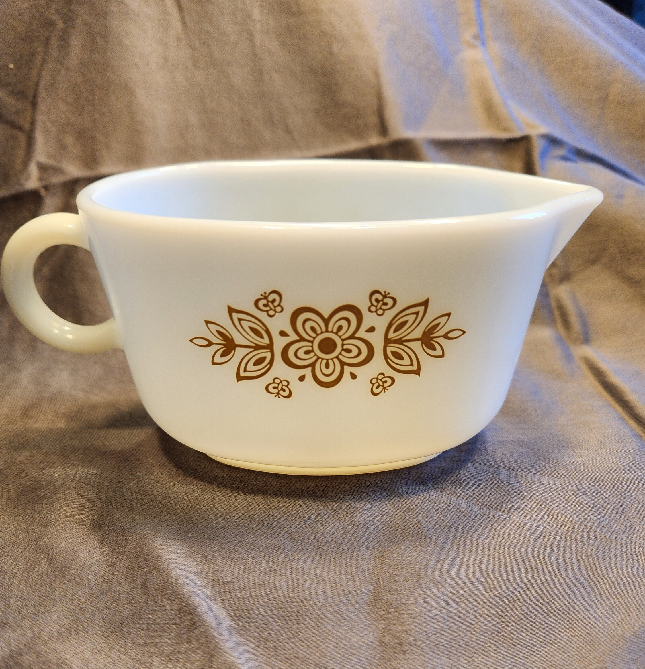Pyrex Corning Gold Butterfly 77B Gravy Boat Server / Gravy Pitcher ...