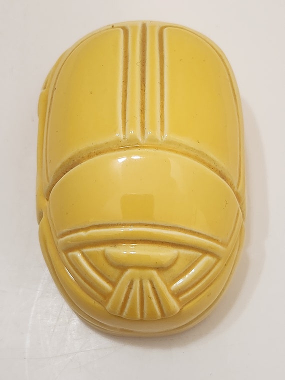 TIFFANY & CO. 1977 Yellow Scarab Beetle Trinket Box /… - Gem