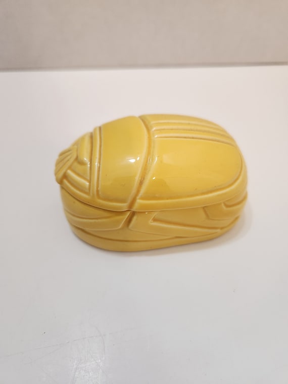 TIFFANY & CO. 1977 Yellow Scarab Beetle Trinket Box /… - Gem