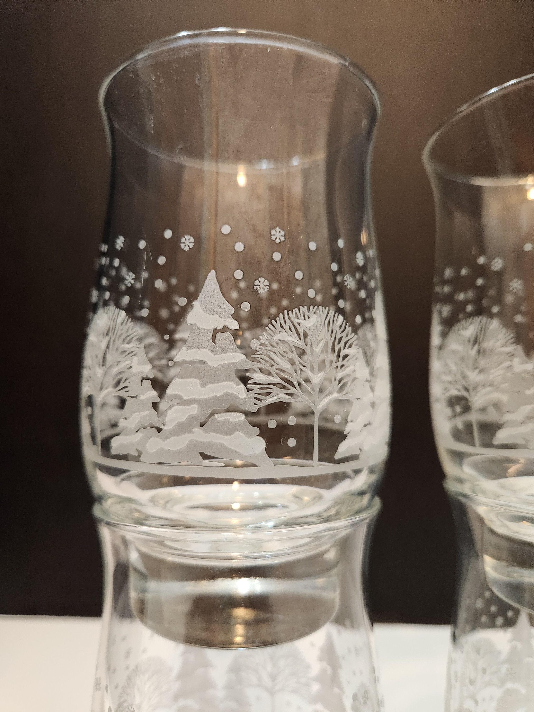 Libby Tumblers / Drinking Glasses Beer Glasses Clear Glass With Etched Frosted White Winter ...