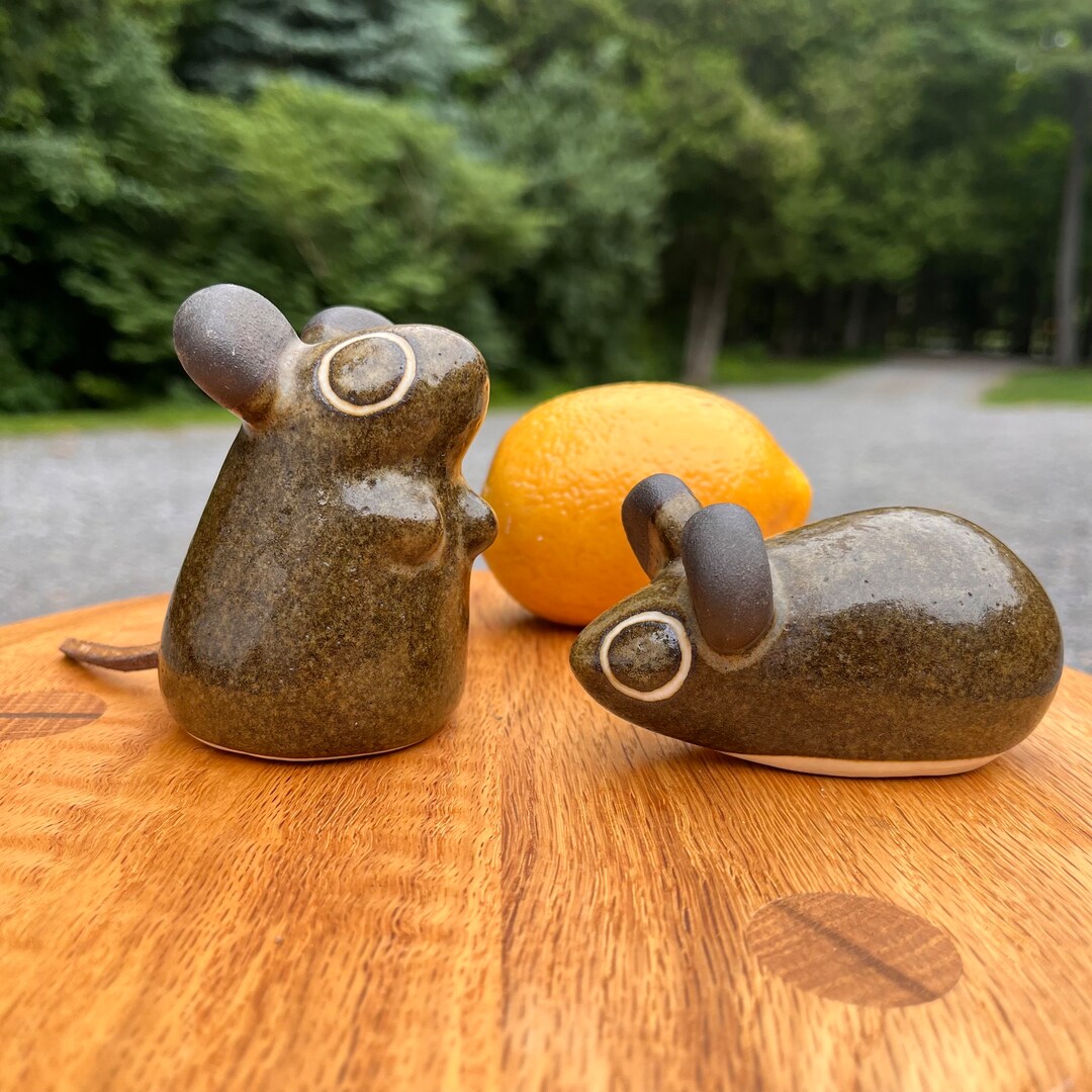 Pair of 1970s Strawberry Hill Pottery Mice, Thunder Bay, Pottery Mouse ...