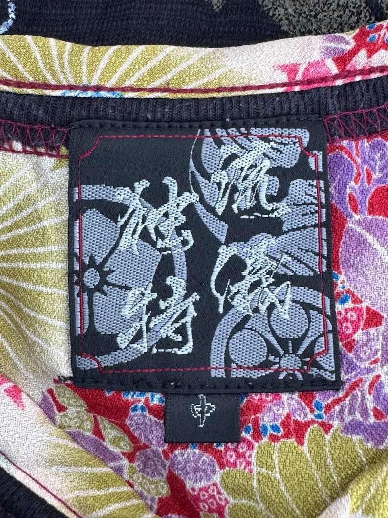 Vintage Black Artistic Traditional Japanese Motifs Short Sleeved Shirt ...