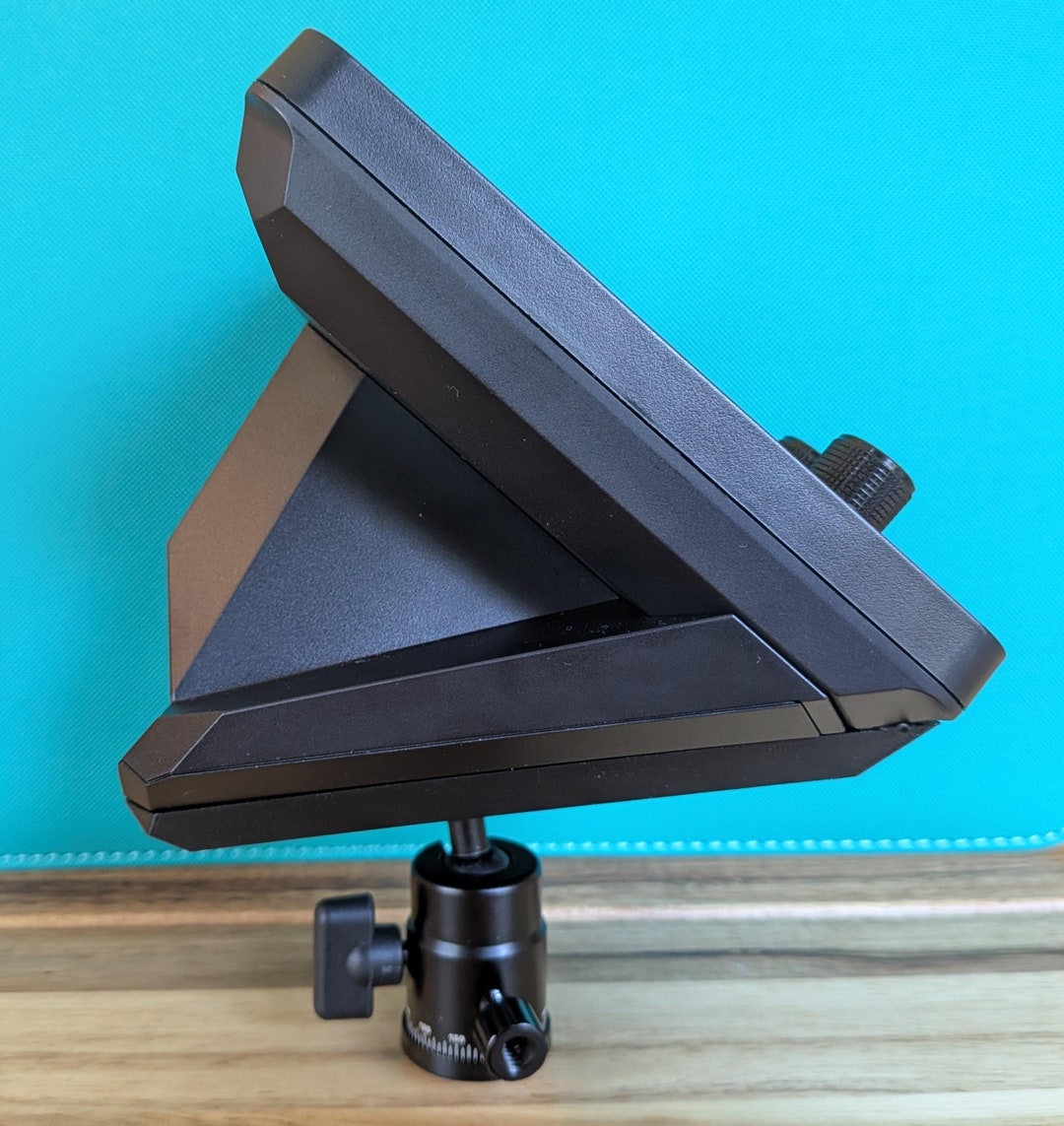 Flexible 3d-printed 1/4-20 Threaded Mounting Adapter for Elgato ...