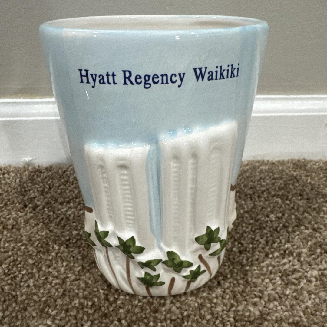 Vintage Hyatt Regency Waikiki Ceramic 3D Tiki Mug Vase 5.5” Aloha ...