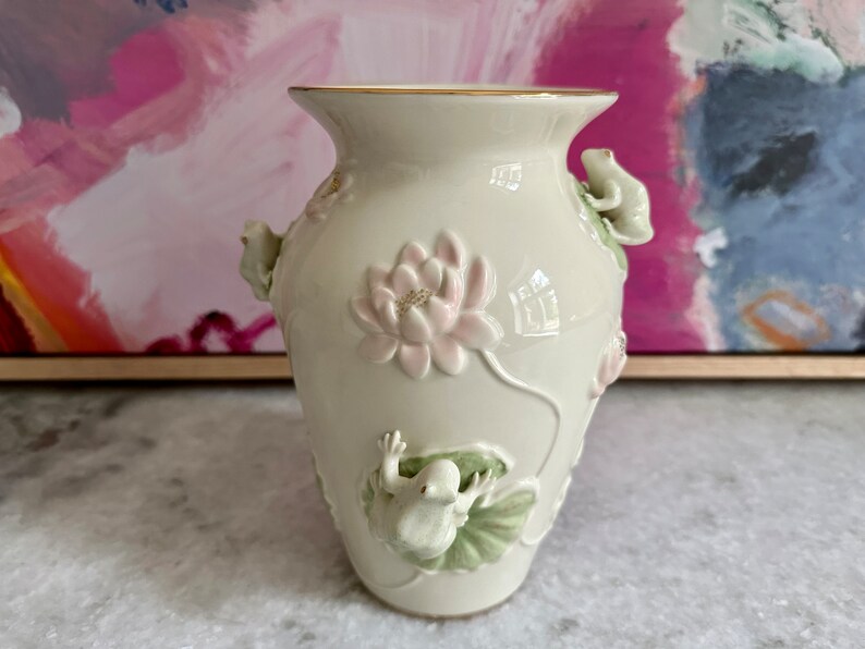 Vintage Lenox Floral Frog Vase, 8.75 H, Circa 2003 Vintage Frog Vase ...