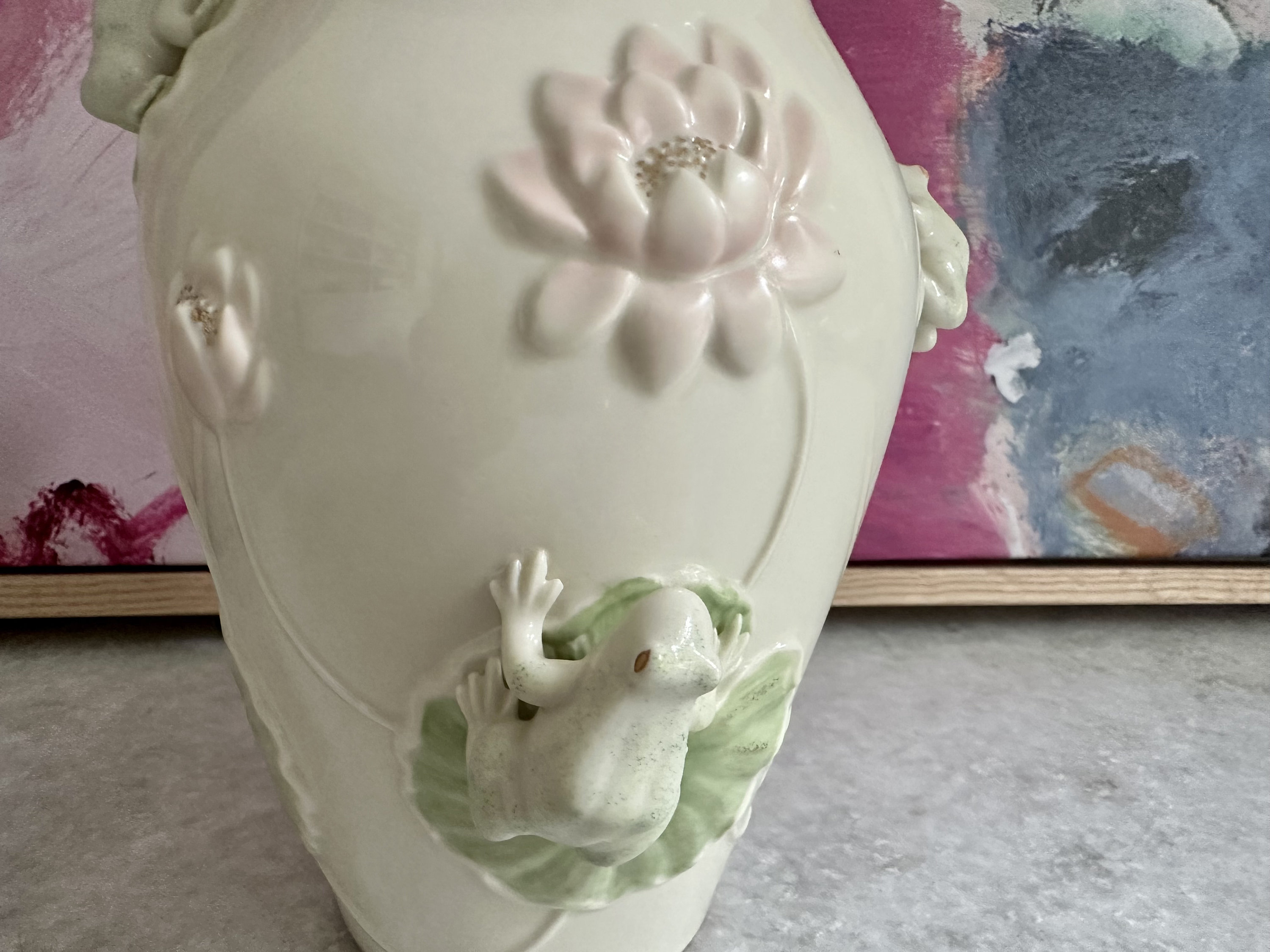 Vintage Lenox Floral Frog Vase, 8.75 H, Circa 2003 Vintage Frog Vase ...