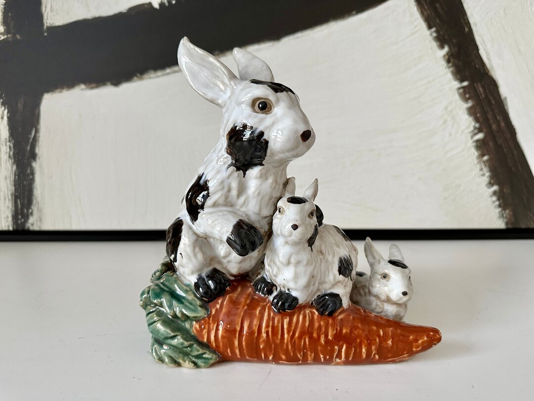 Vintage Staffordshire Style Rabbit Statue, 9" H; Majolica Style Rabbit ...