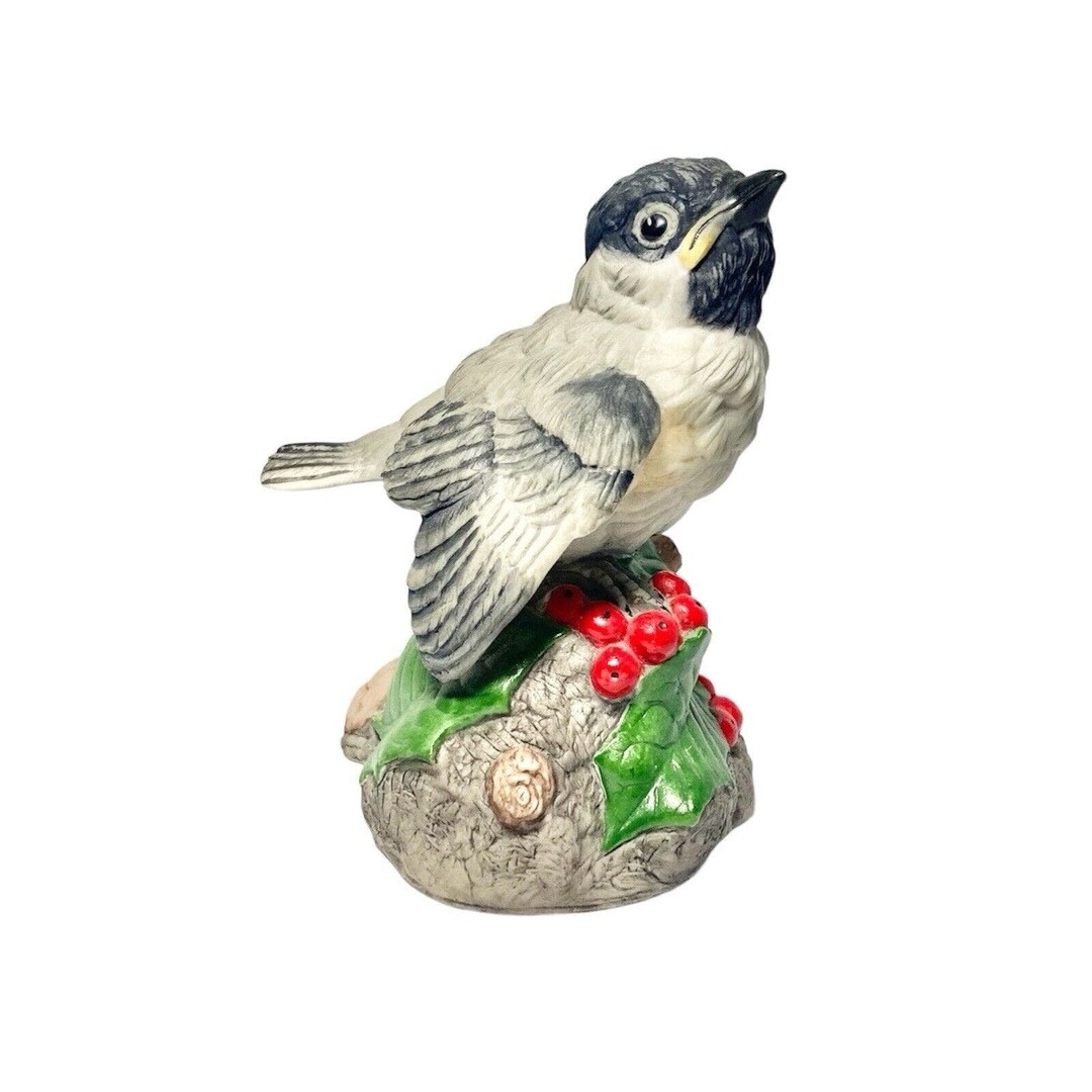 Boehm fledgling Chickadee Holly Leaf Porcelain Bird Figurine 400-80 - Etsy