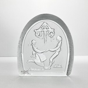 Nybro Crystal “children Dancing” Midsummer Maypole Paperweight 4 5/8 ...