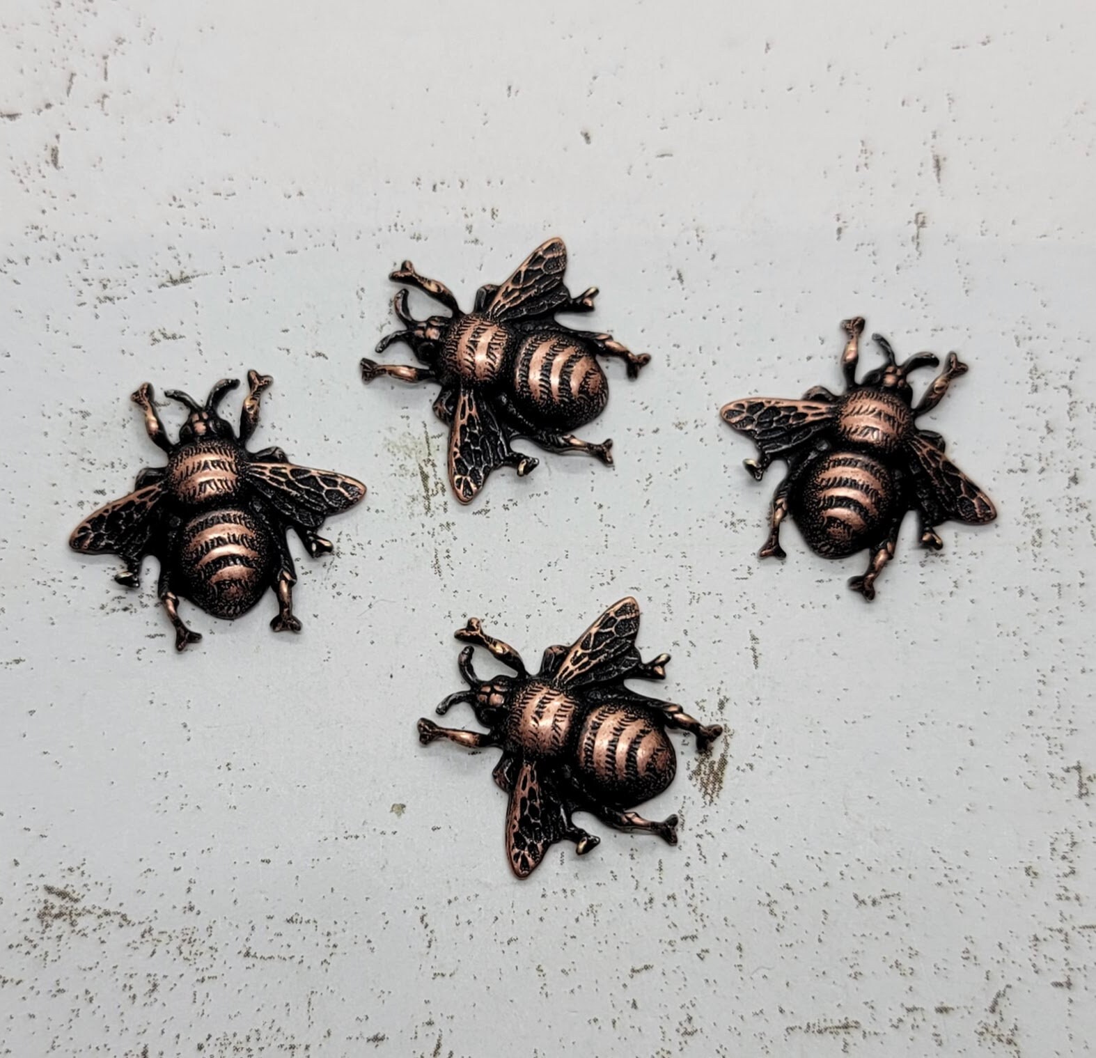 Xsmall Oxidized Copper Bee Stampings X 4 - 8988COFFA - Etsy