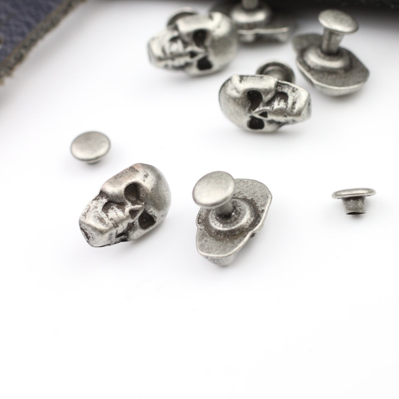 10 Dark Silver Skull Rivets, Skull Charms, Dark Silver Plated, Zamak ...