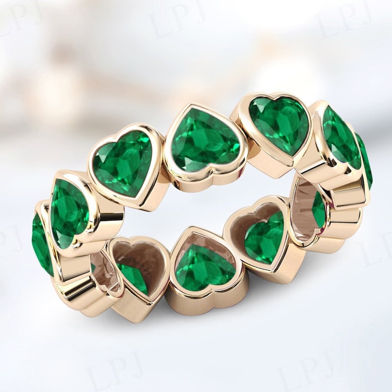 Emerald Eternity Band - Etsy