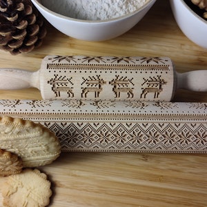 FAMILY HOLIDAYS - Rolling Pin Personalized Christmas Holidays Pin ...