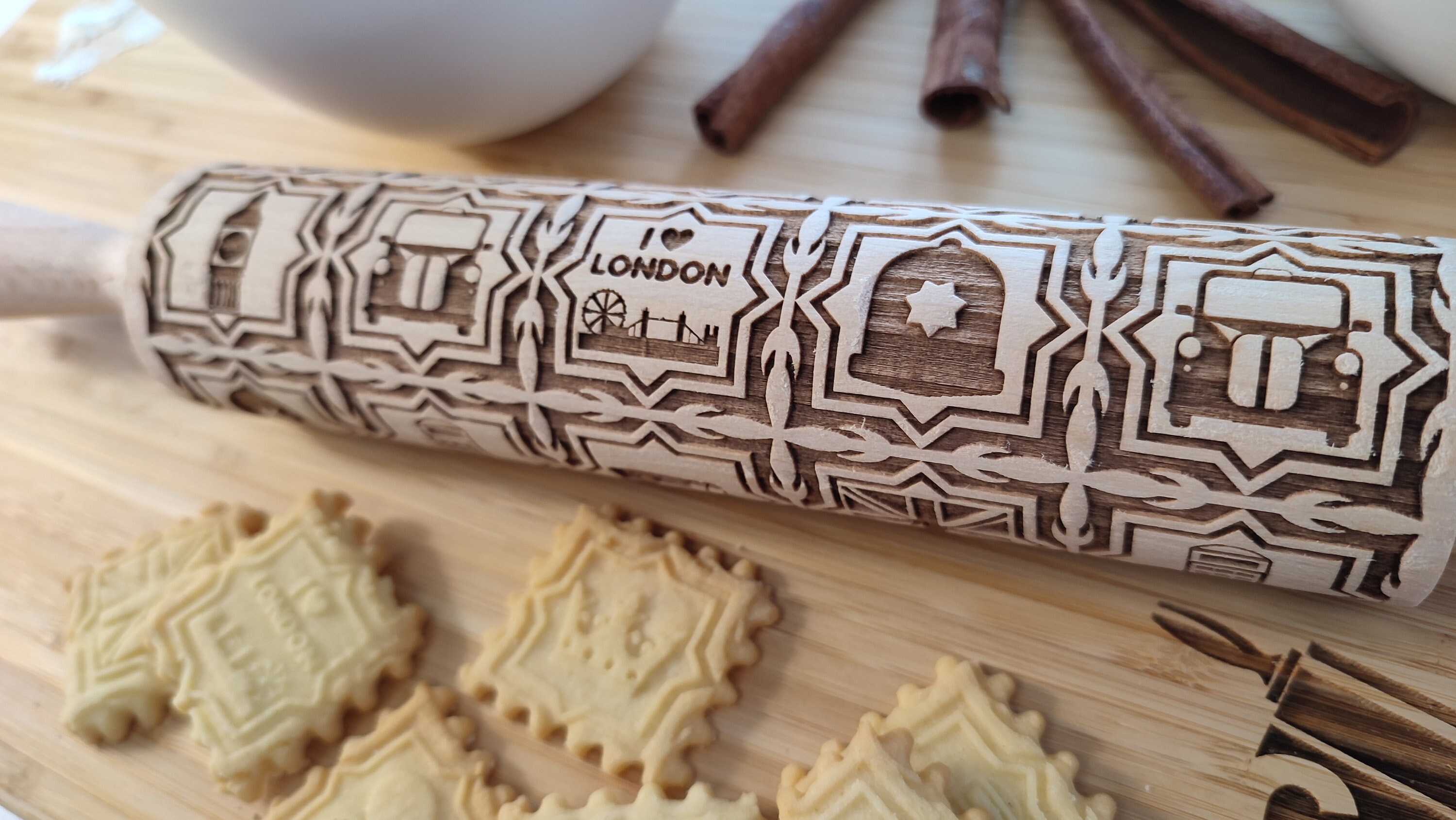 British Pride - Rolling Pin Personalized Pin Rolling Pin United Kingdom ...
