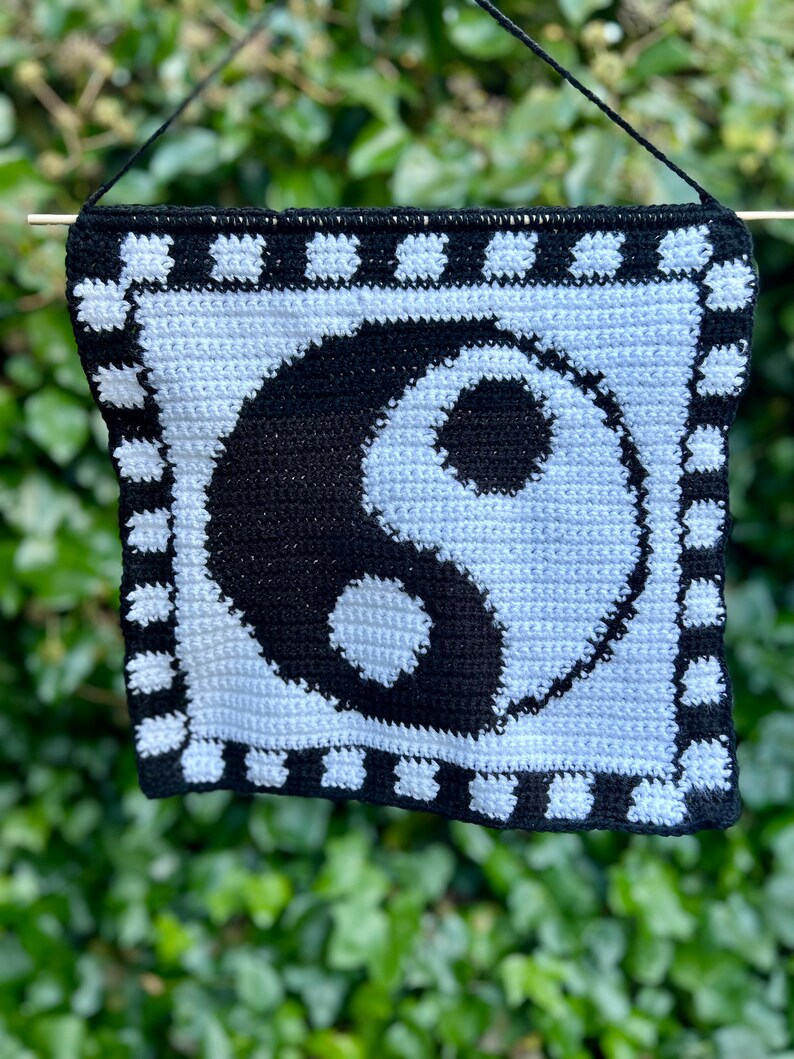 Yin Yang Crochet Tapestry Pattern Digital Download PDF - Etsy