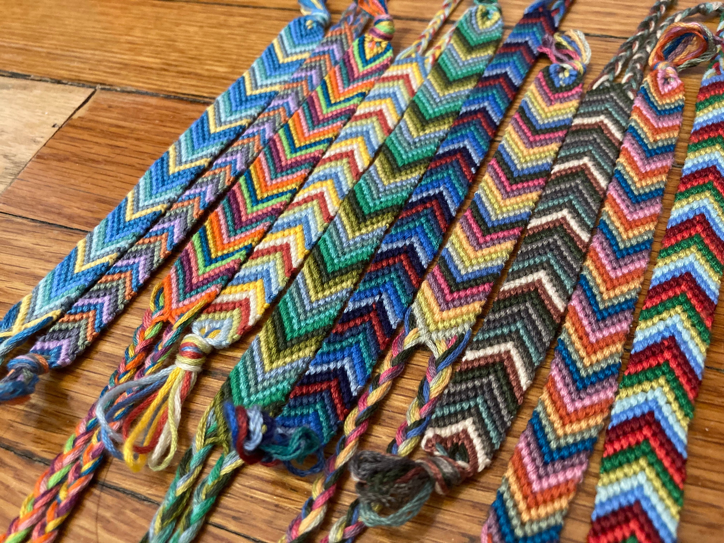 Dark Blue and Red V-stripe Friendship Bracelet - Etsy
