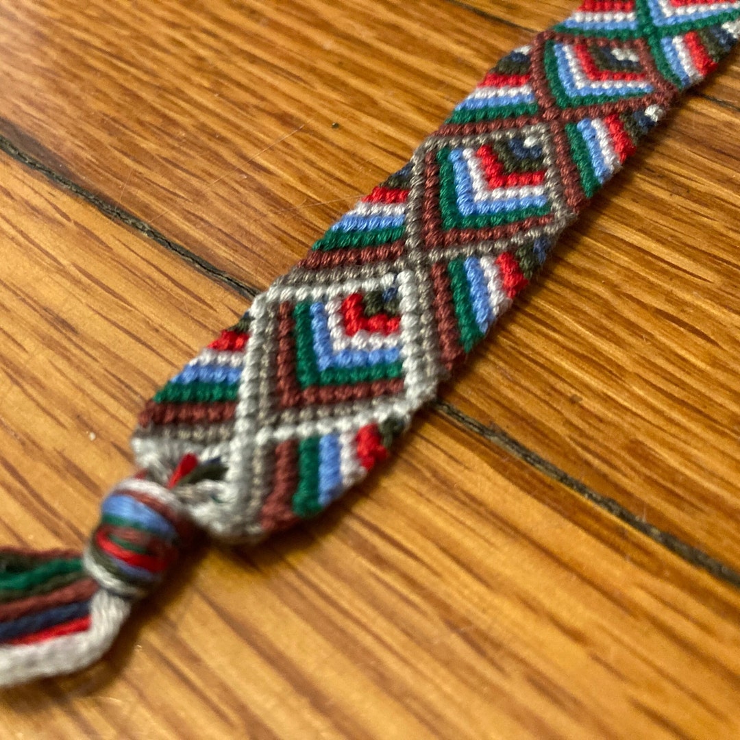 Alpine Colors Fish Friendship Bracelet - Etsy