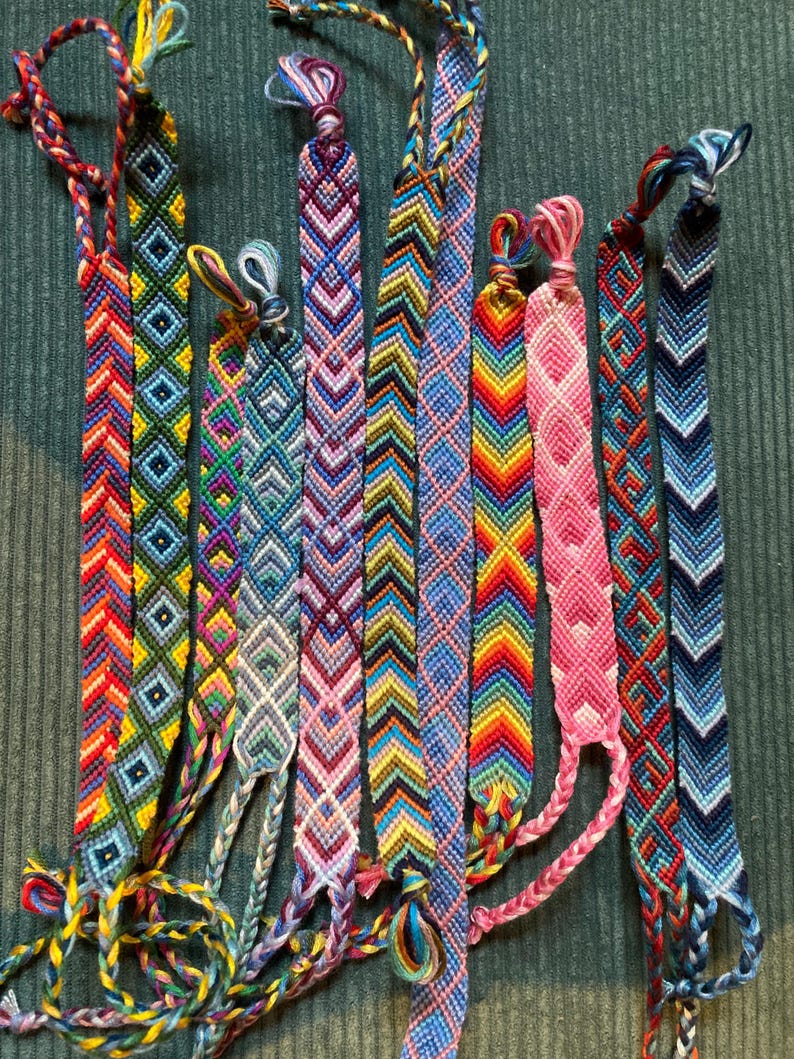 Warm Colors Mismatched V-stripe Friendship Bracelet - Etsy