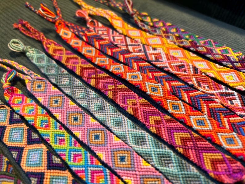 Warm Colors Mismatched V-stripe Friendship Bracelet - Etsy